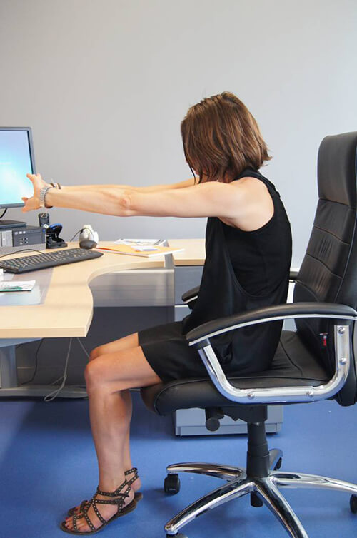 Télétravail : exercices pour se sentir mieux en position assise | IRBMS